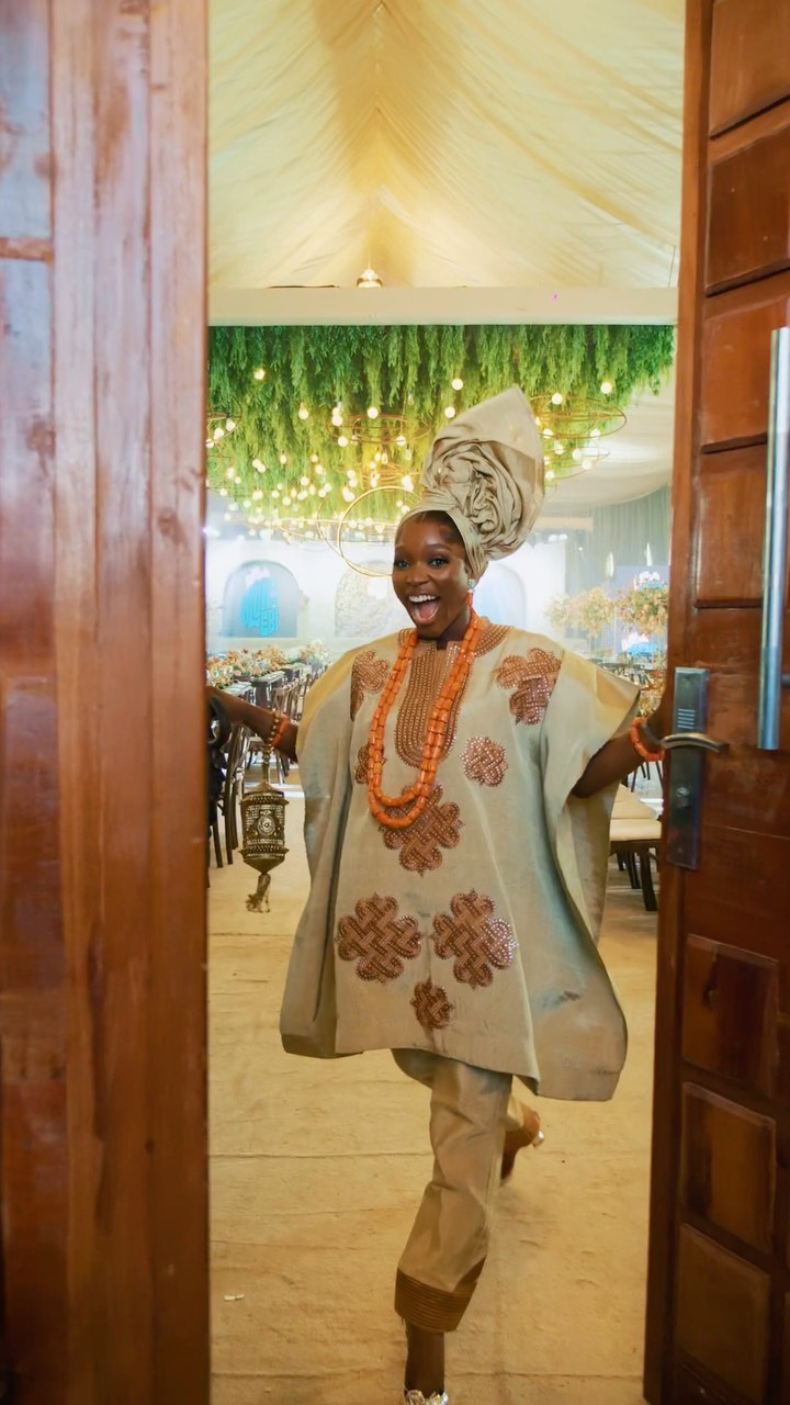 Tomike Adeoye Wore Three Stunning AsoEbi Pieces in One Day - LEURR Nigeria