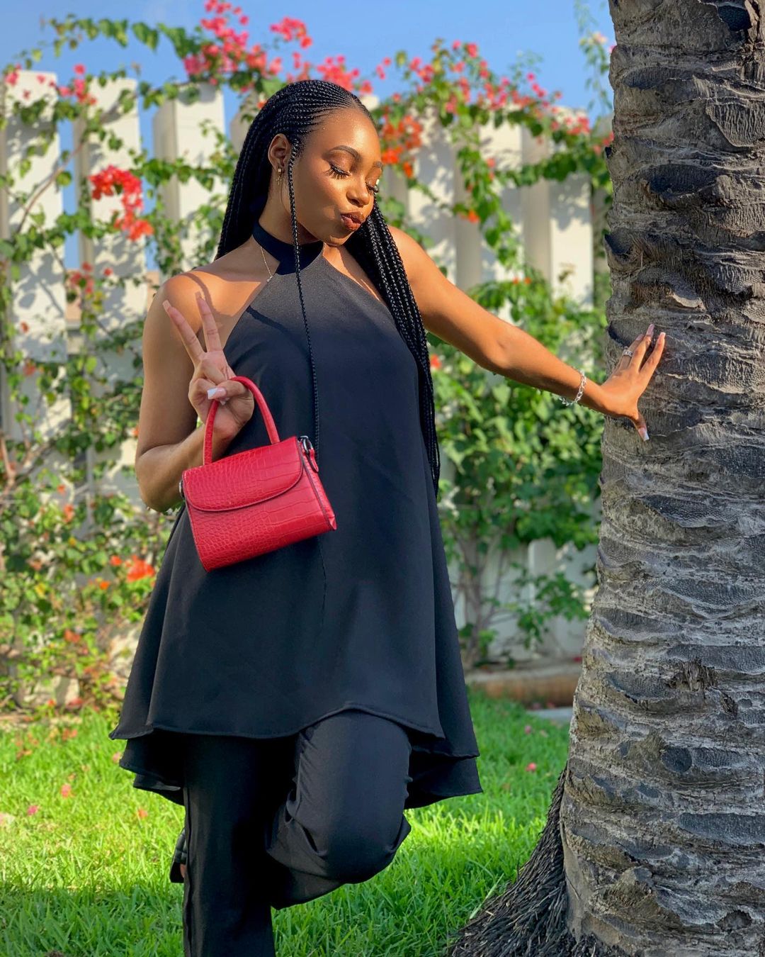 Get Inspired with Susan Pwajok Monochrome Outfit - leurr