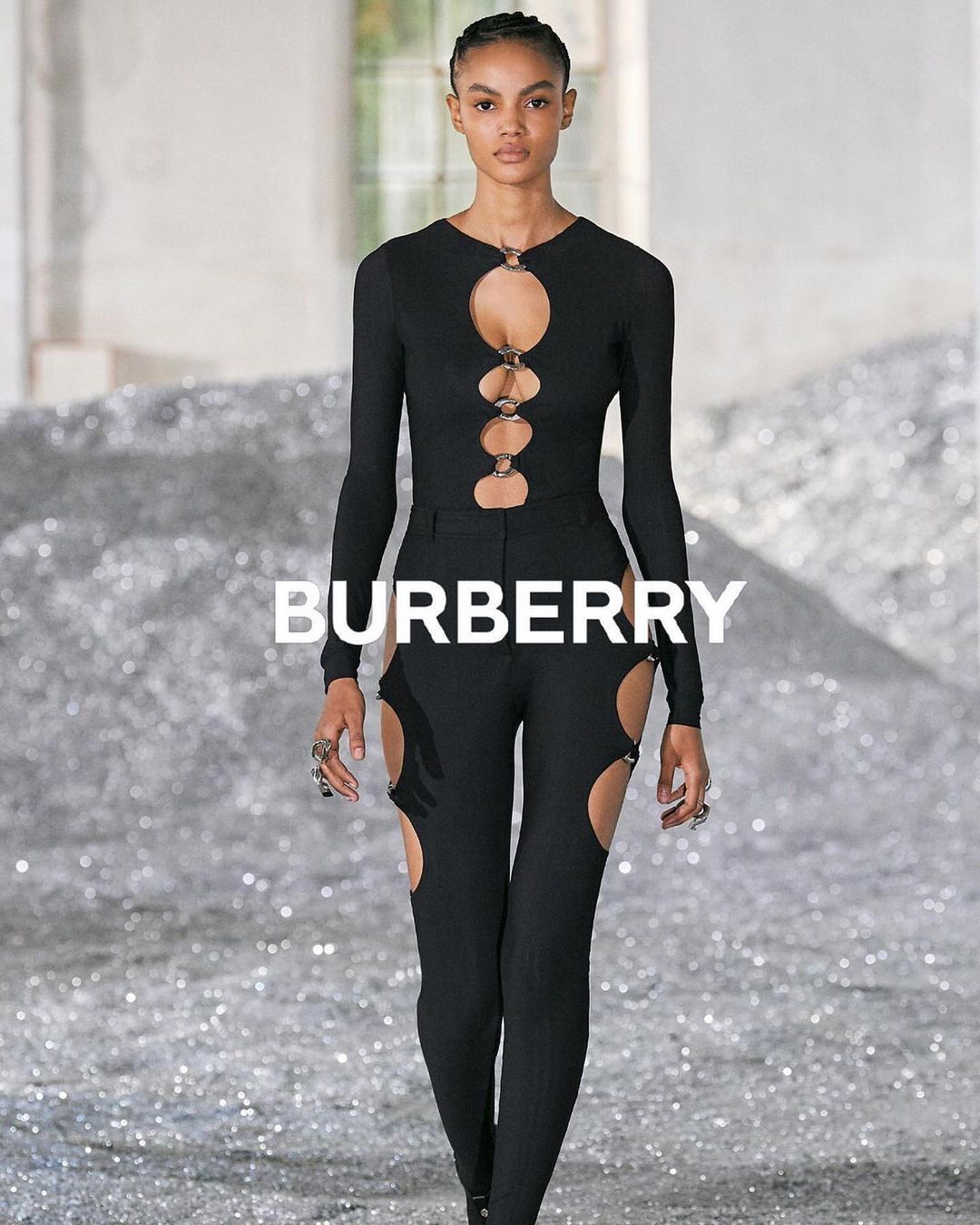 Chisom Okeke's First Fashion at Burberry RTW Spring 2022 Show: See the Photos - leurr