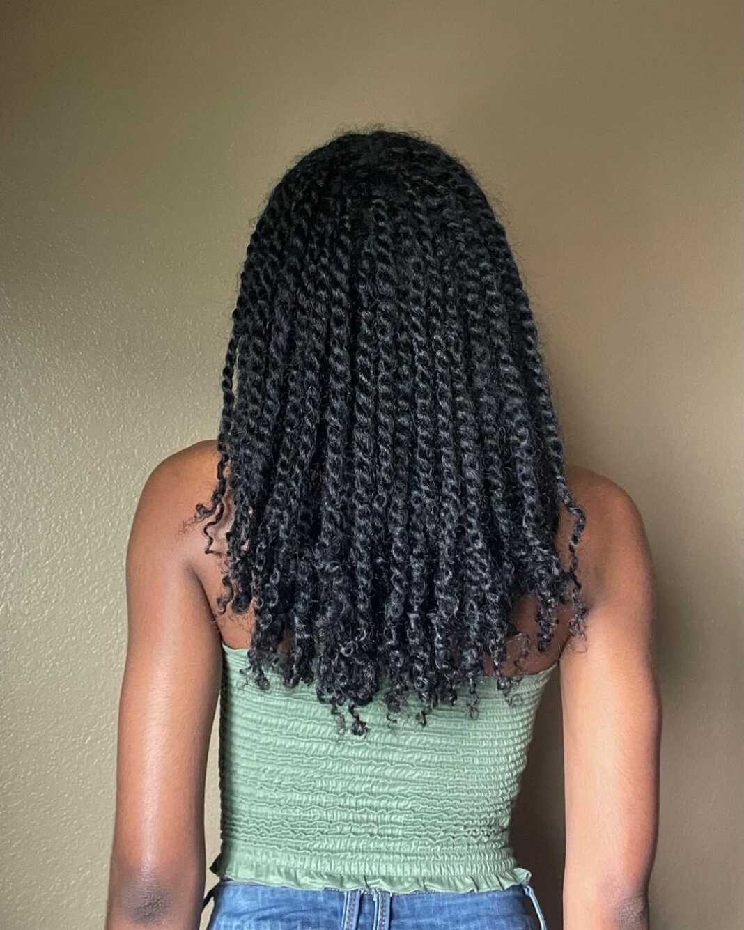 What Are Mini Twists, And How To Create The Protective Hairstyle - leurr
