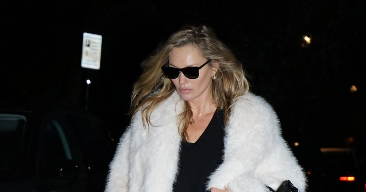 Kate Moss Takes The Reimagined Motorcycle City Bag For A Spin - leurr