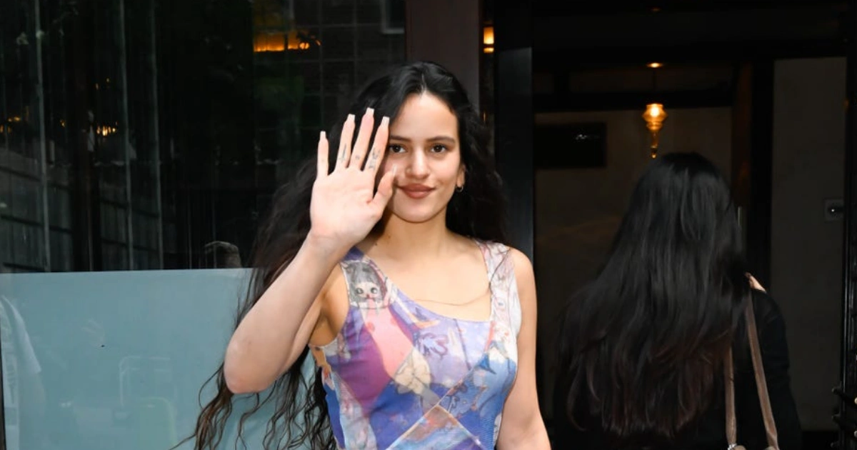 Rosalía's Dreamy Patchwork Outfit is All About That Pastel Vibe - leurr